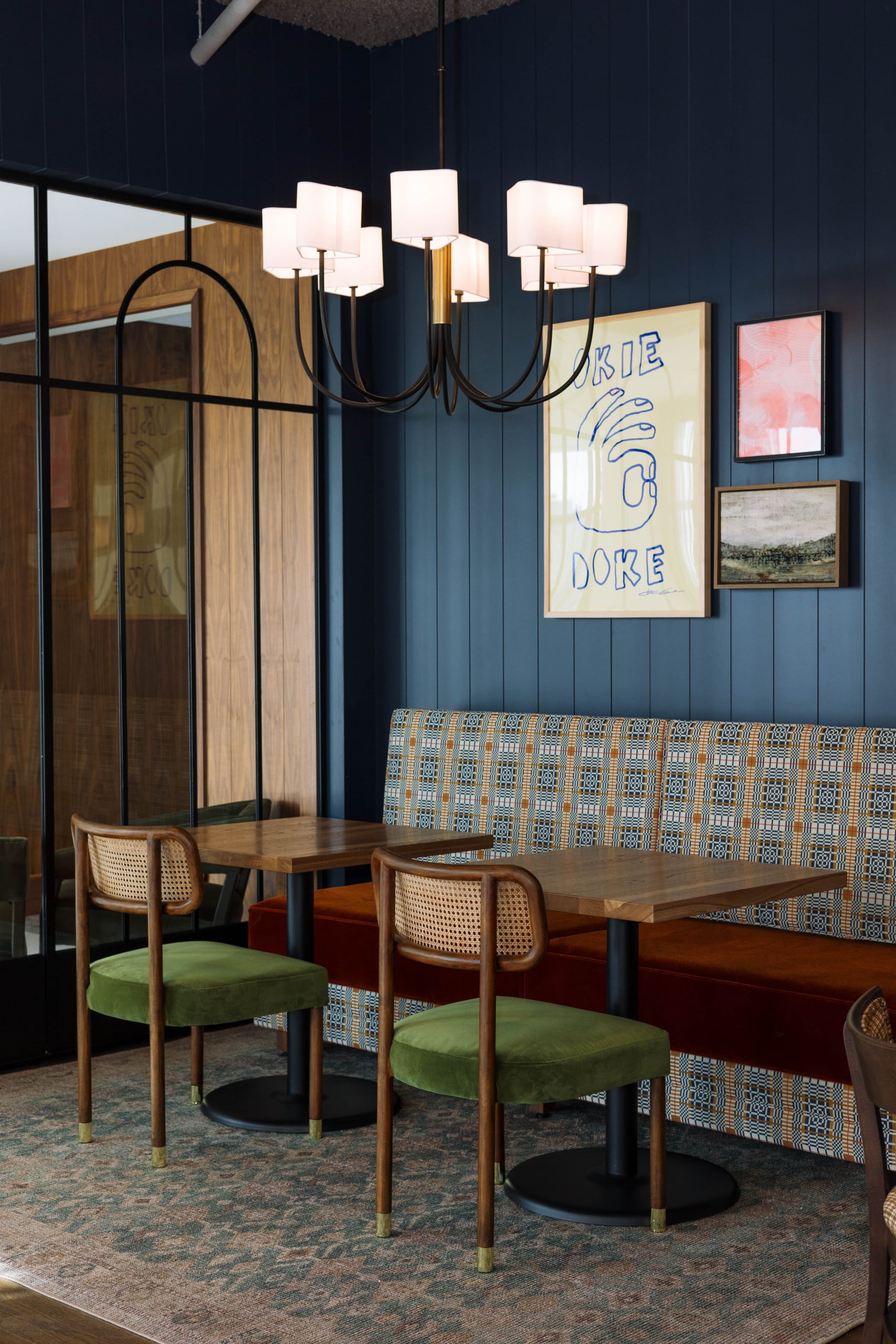 Waterbury House & Restaurant: Shea
